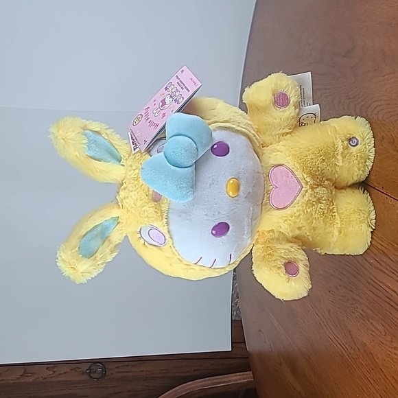Hello Kitty | Holiday | Hello Kitty Easter Bunny Greeter | Poshmark